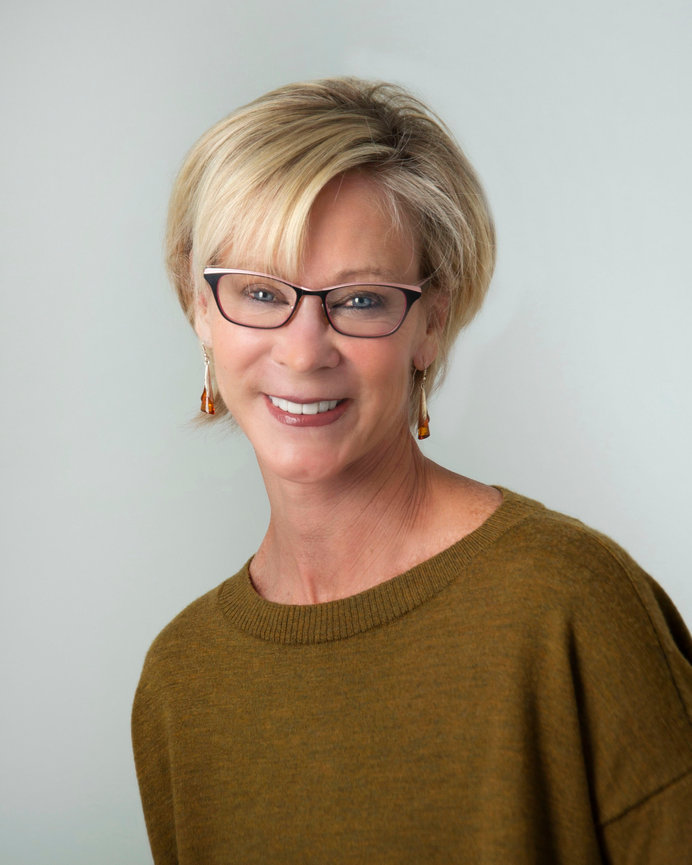 Professional Headshots & Portfolios - Maureen T Miller