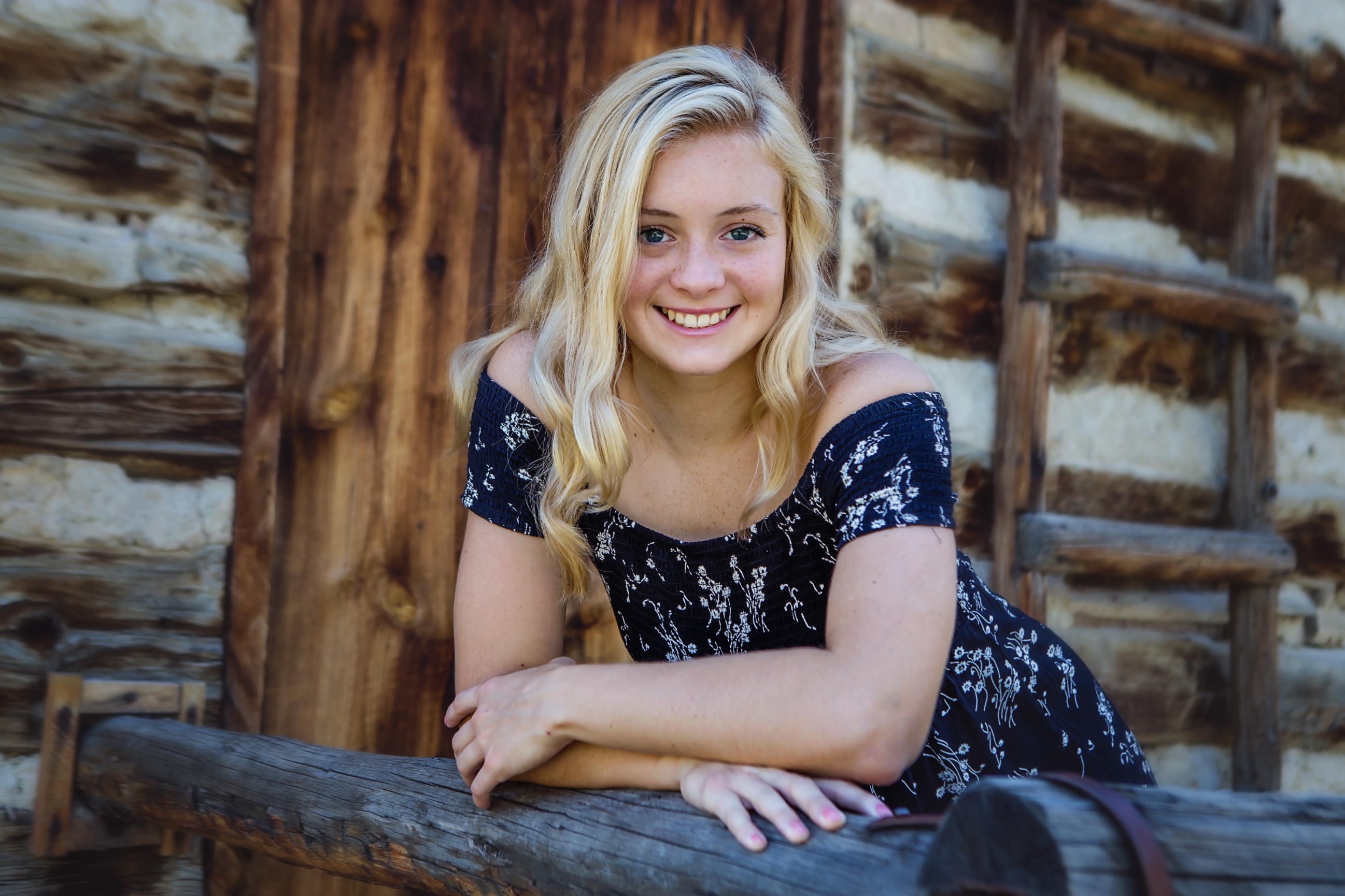 Hayden Warner - Class of 2018 - Kimberly Swanson Photography