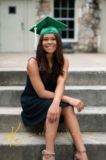 Johnae Robinson Senior Session - Kellie Gann & Company