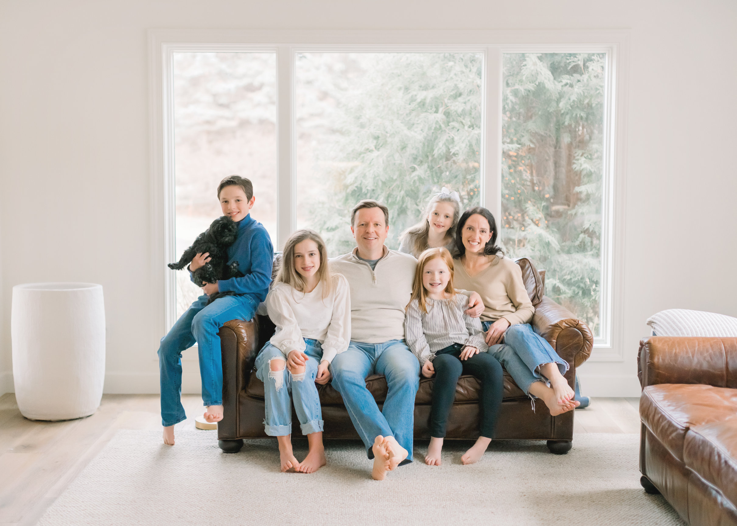 Cozy In-Home Lifestyle Photo Sessions with North Oaks Family