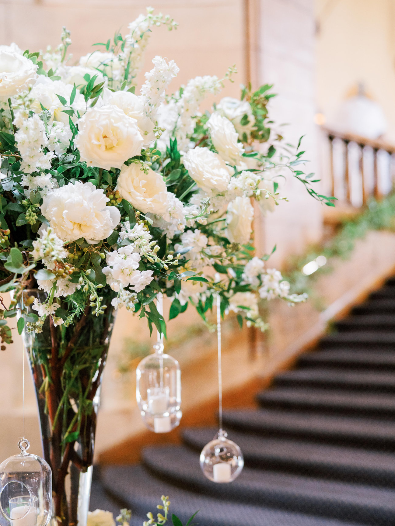 Home | Jen House Design - Elegant Floral Design in Plymouth MI