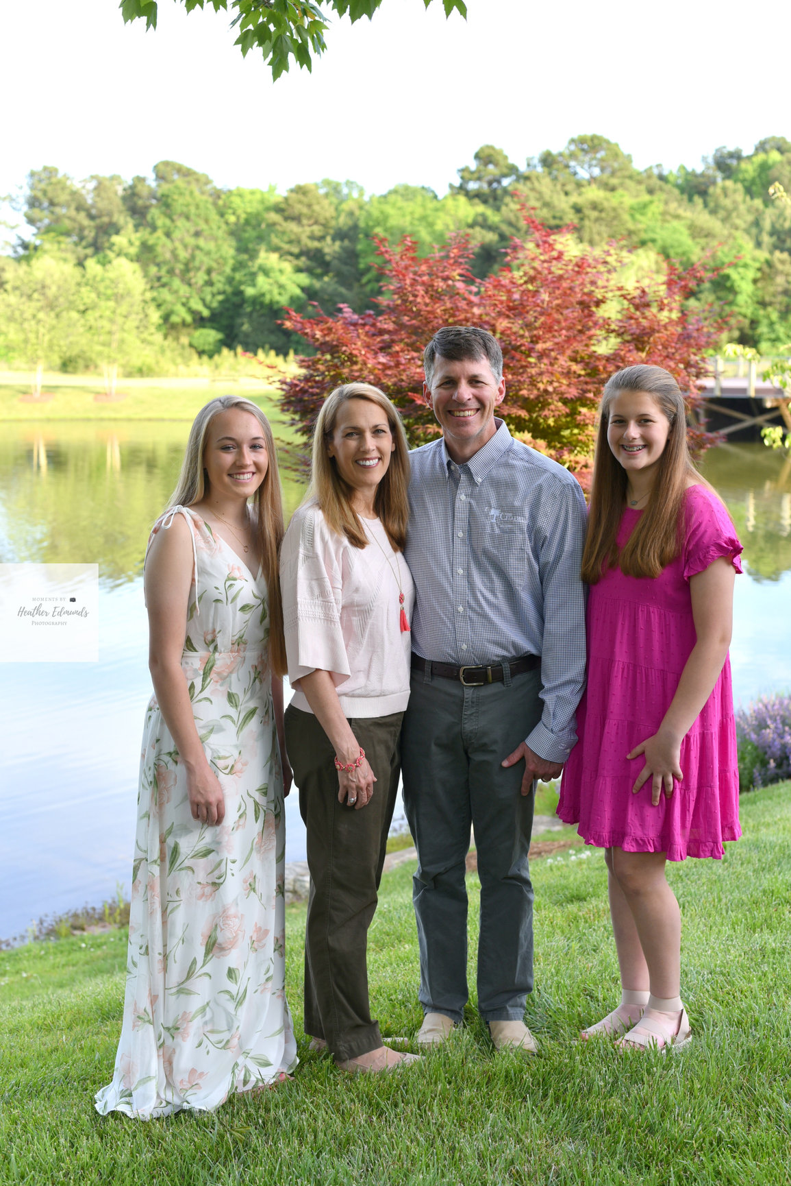The Bledsoe Family - Moments by Heather Edmunds & Company