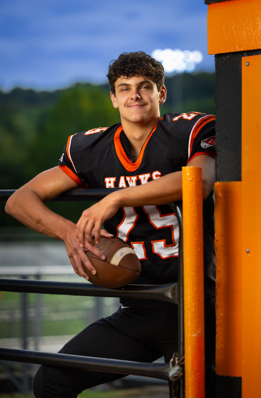 SENIOR PORTRAIT EXAMPLES - Joe McNemar Photographer