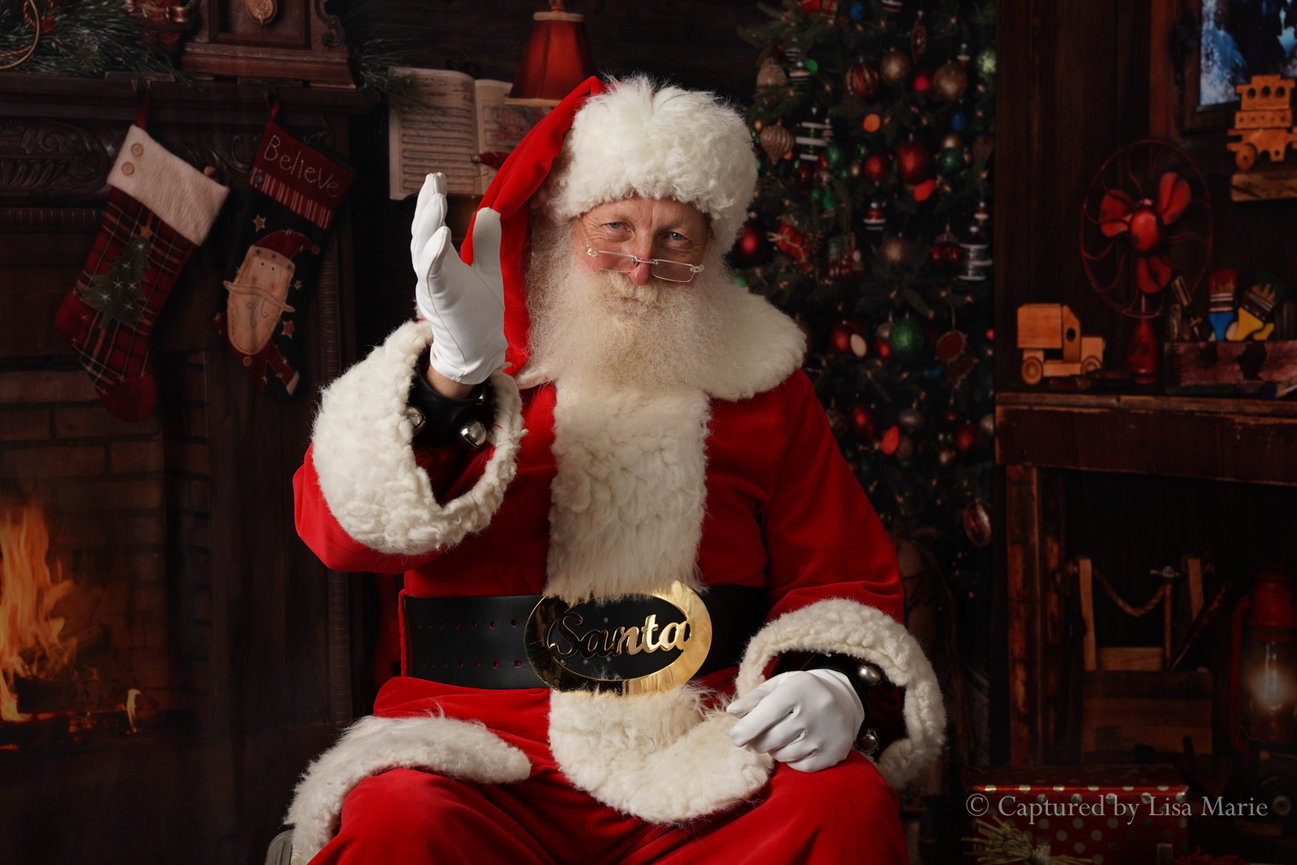 SANTA EXPERIENCE - Captured by Lisa Marie