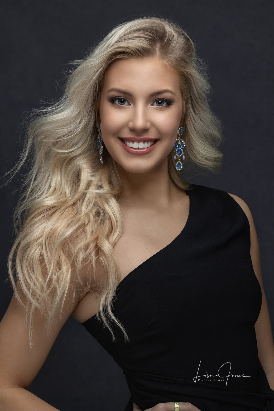 Portrait Photographer North Alabama, Senior Portraits, Headshots, Santa ...