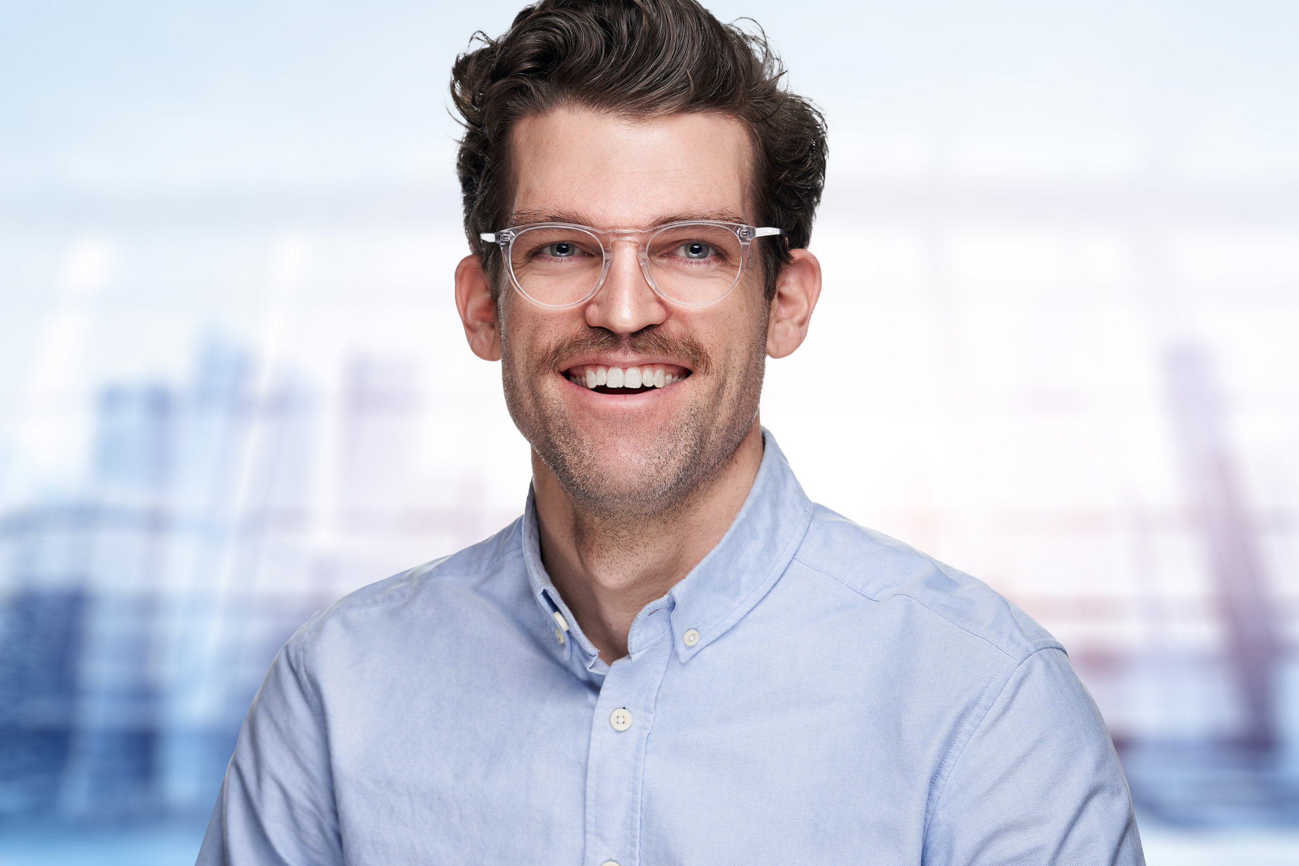 ADVANCED STUDIO HEADSHOTS - Beautiful Portraits by Michael