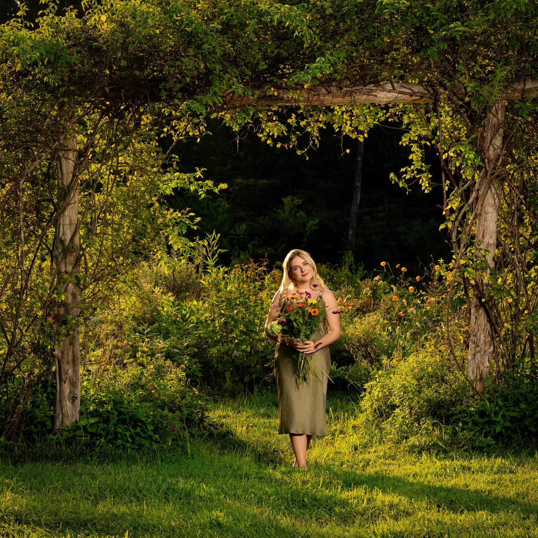 How to Choose the Perfect Photographer for Your Senior Portraits ...