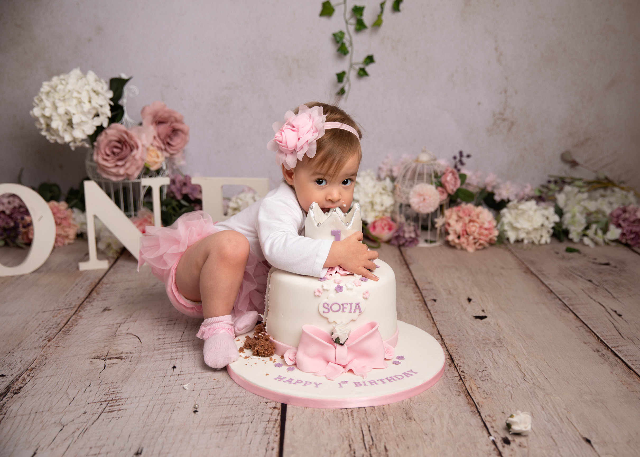 CAKE SMASH & SPLASH - SARAH BERTRAM