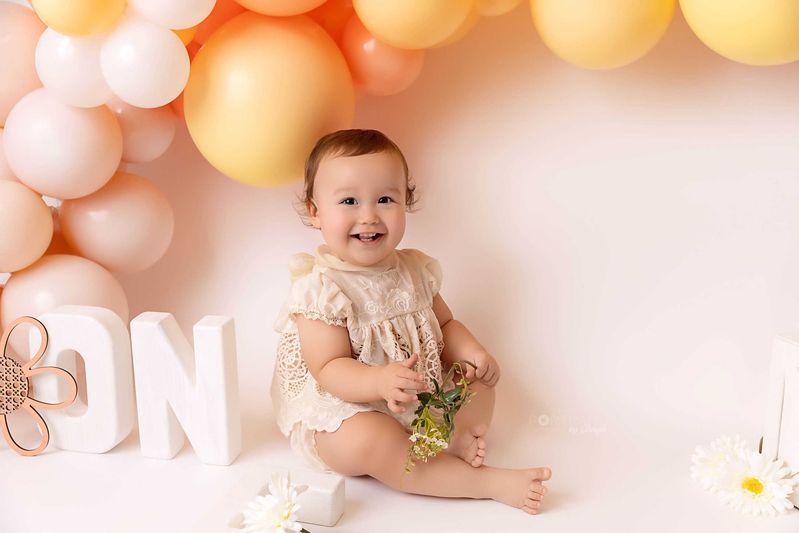 Connecticut Cake Smash Photographer - Milestone Session