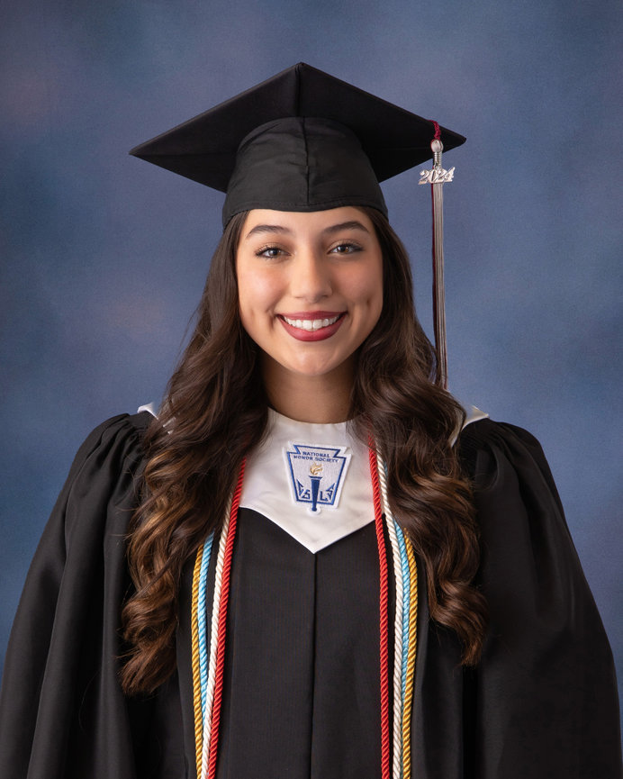 Senior Portraits - Studio Benton Photography