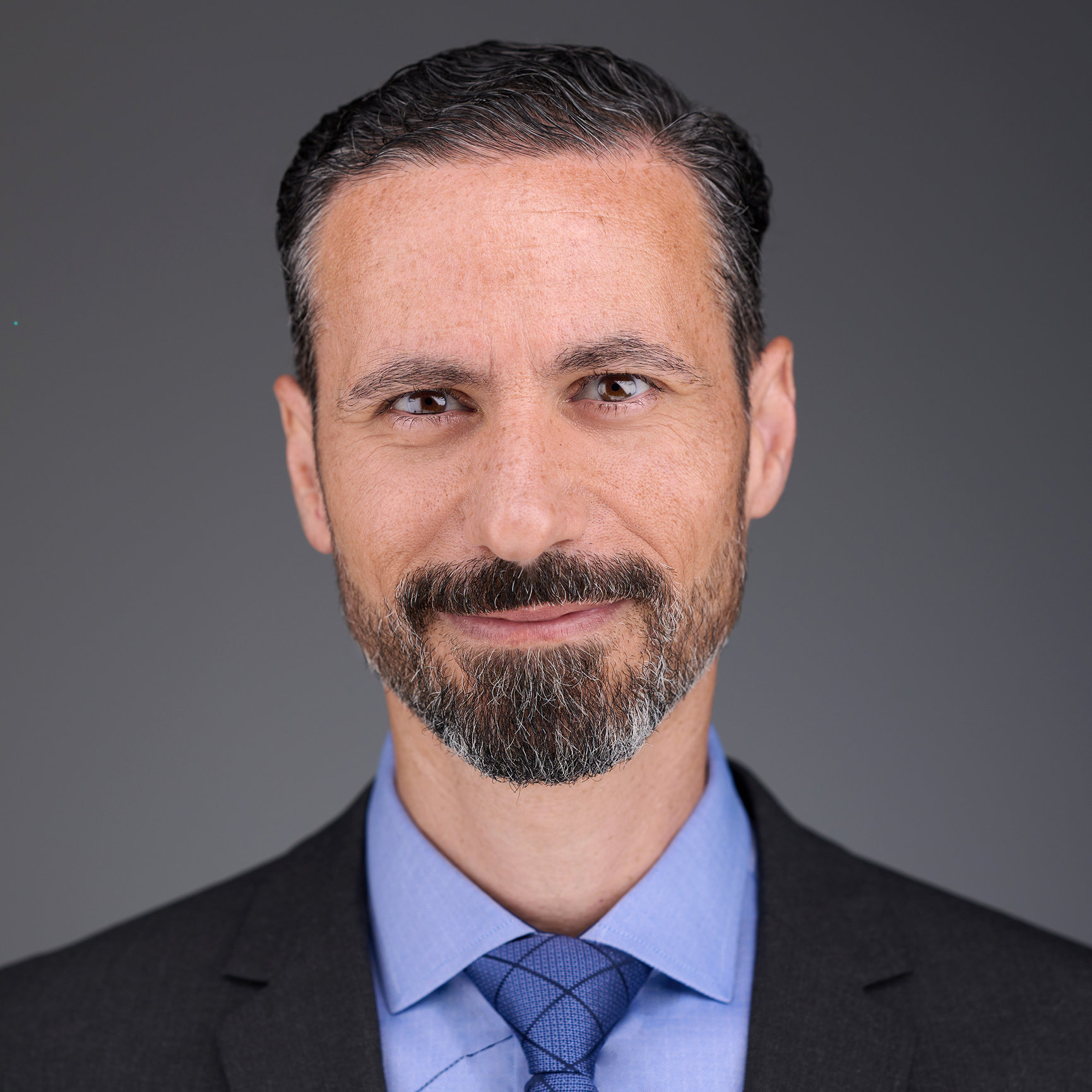 Headshots - Helen Aronson Studios