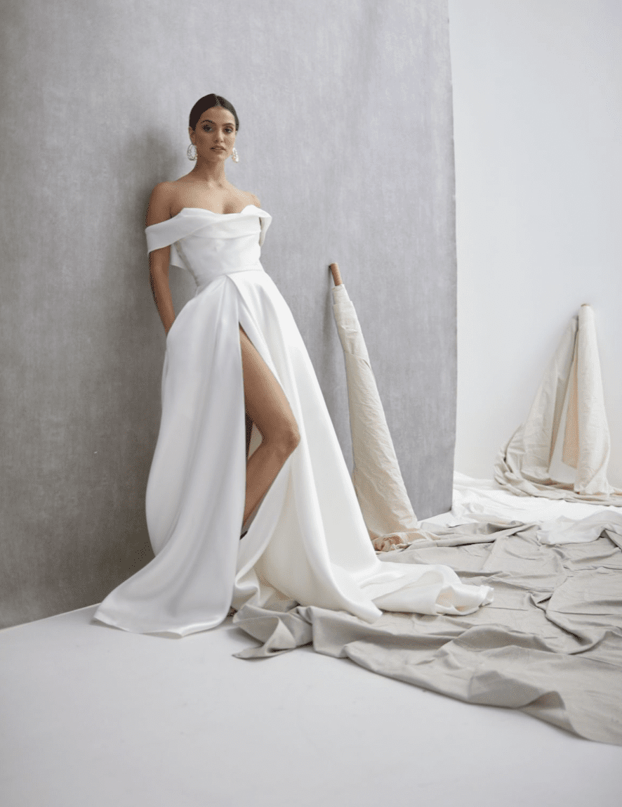 Simple Wedding Dresses | Discover the Best Simple Wedding Gowns ...