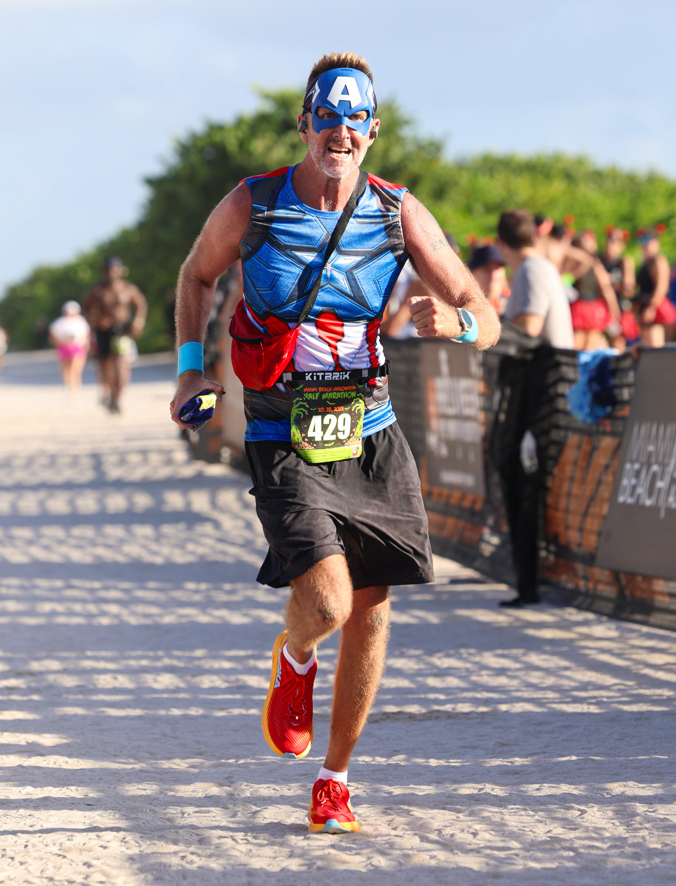 MIAMI BEACH HALLOWEEN HALF MARATHON & FREAKY 4-MILER 2023 - JP Pedicino ...