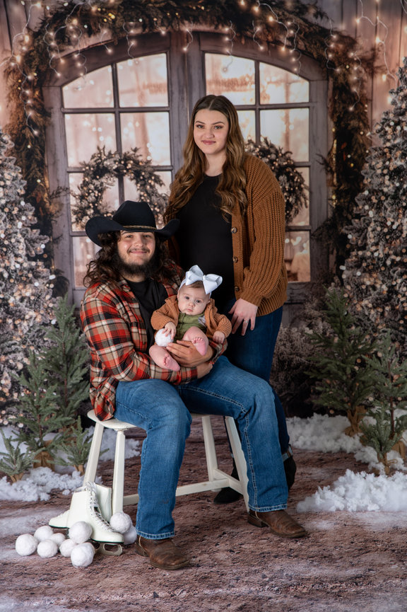 DEC 2ND Golden Christmas Min - Jackie Romine Photography Inc.