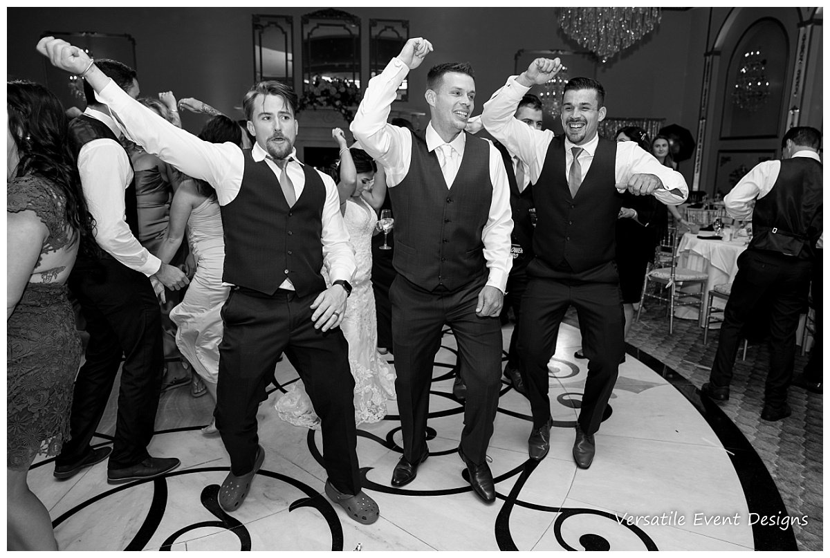 Professional DJ Services Can Make Or Break The Party: Here’s How!