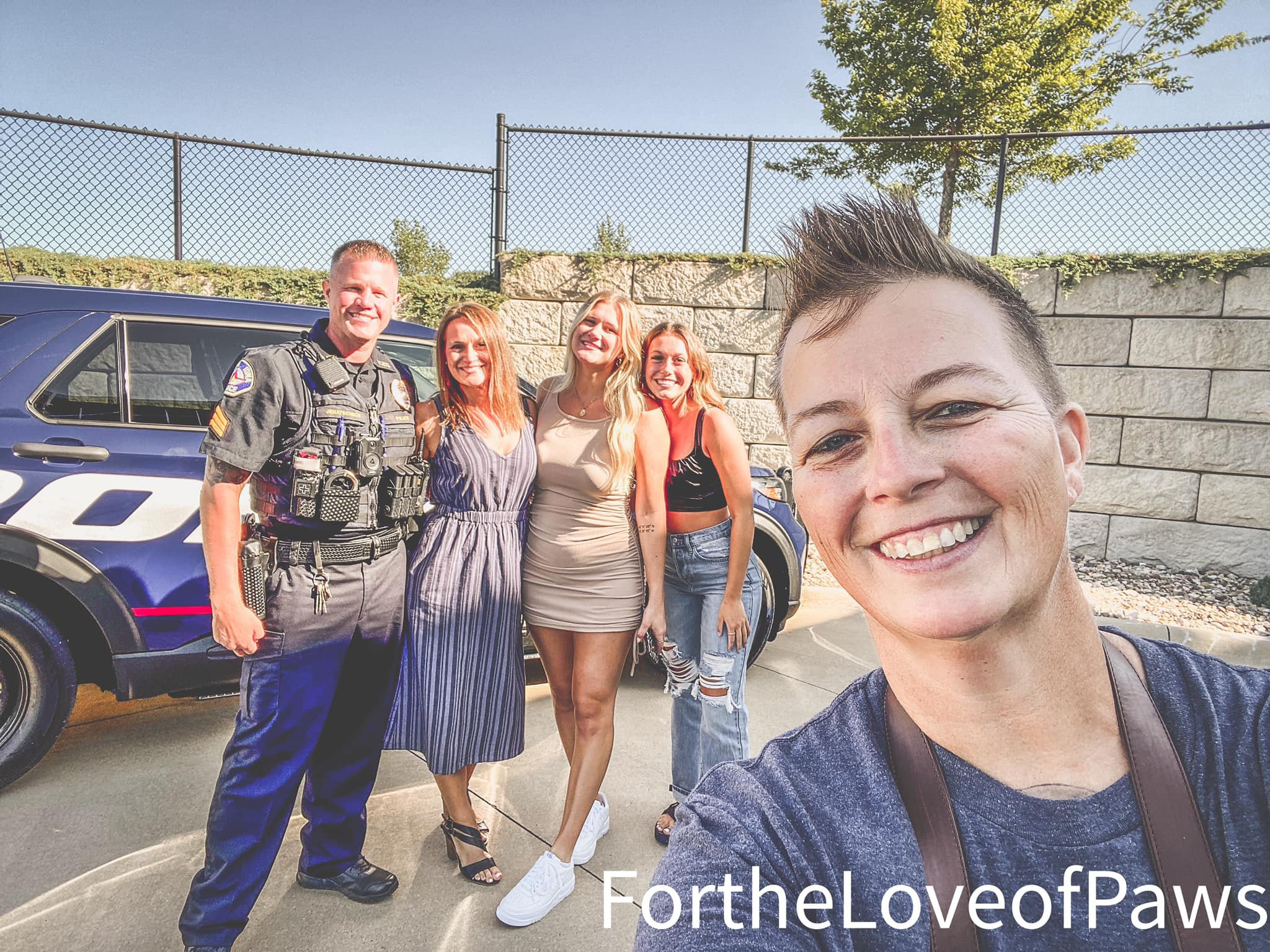 SIGNATURE SELFIE! - Jessica Barnhart