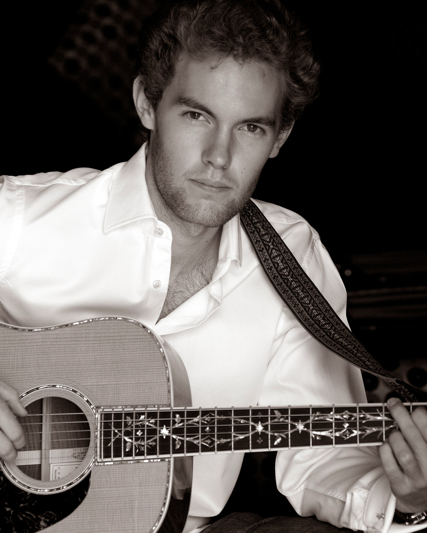 SENIOR (GRADUATION) PHOTOGRAPHY - Emo Photo